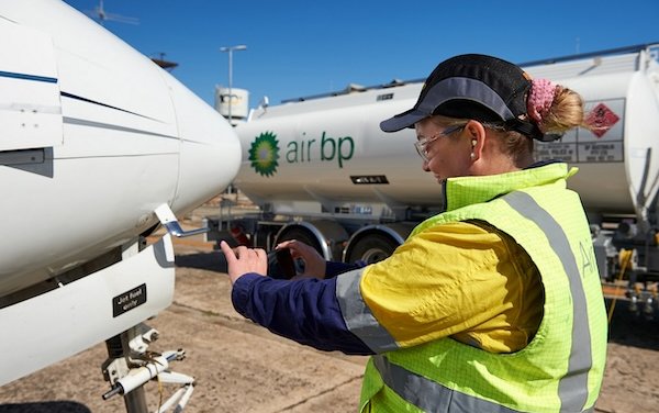 Air bp celebrates one million ‘safe2go’ overwing refuellings. Air bp