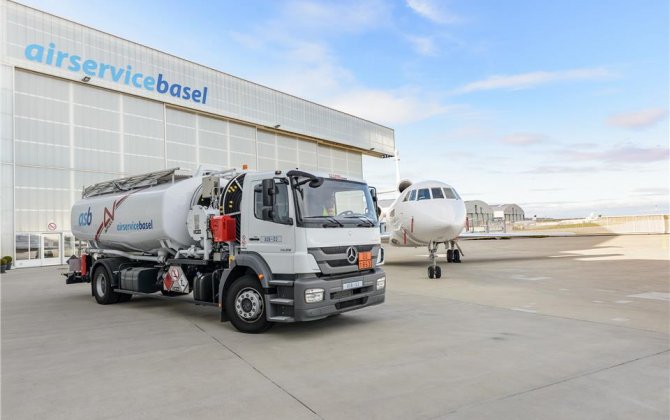 Air Service Basel supports traffic for Art Basel 2017. Air Service Basel