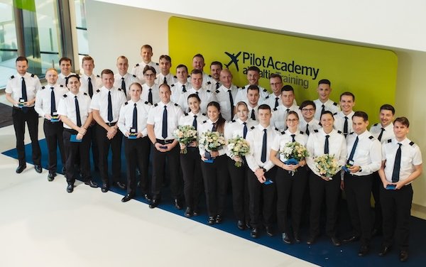 airBaltic Pilot Academy celebrates 33 graduates. 33 students graduated from