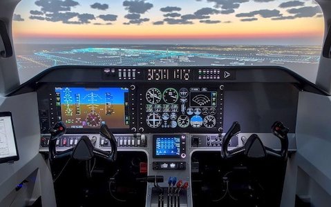 AVIALPES selects ALSIM and buys an AL250 flight simulator. Avialpes French