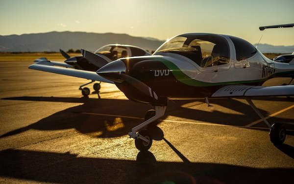 Aviation Program of Utah Valley University upgrades to new Diamond DA40 ...