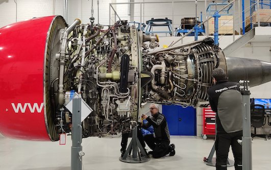 Magnetic Engines performs its first combustion chamber replacement on ...