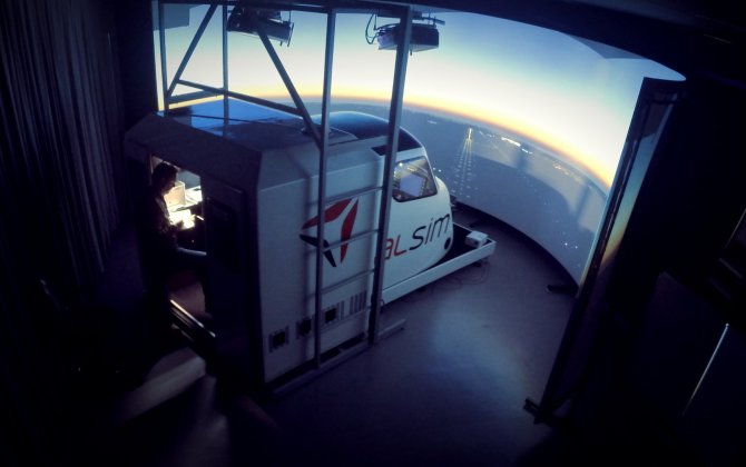 Polish flight school Smart Aviation acquires Alsim ALX simulator. ALSIM is