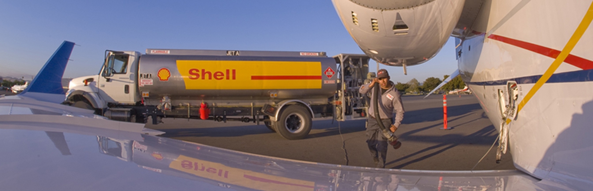 Shell Aviation Fuels Goodwood Aerodrome as Revival Event Takes Off. Shell