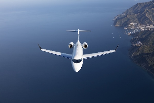 Bombardier celebrated milestone Challenger 3500 delivery, the 1,000th ...
