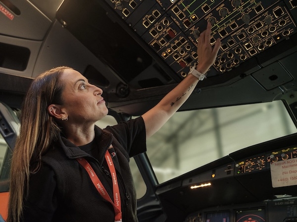 easyJet opens applications for next generation of engineering apprentices.