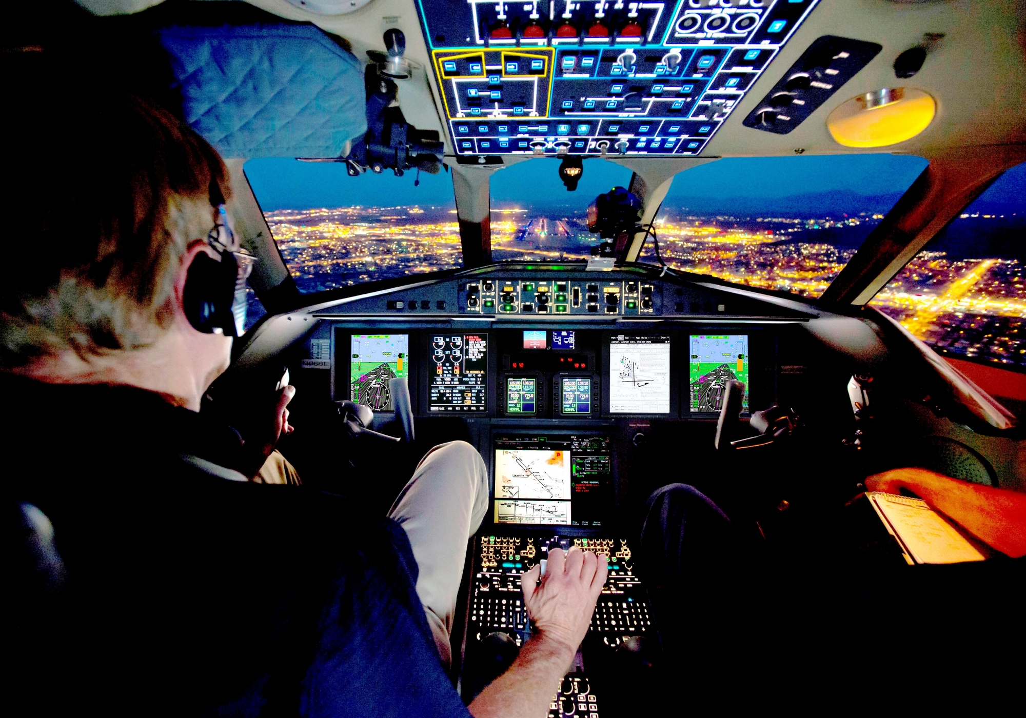 Jet Aviation develops STC to replace cockpit displays with DU-875 LCD units