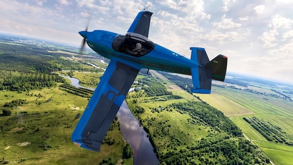 Michael Goulian Aviation places first U.S. retail order for INTEGRAL R ...