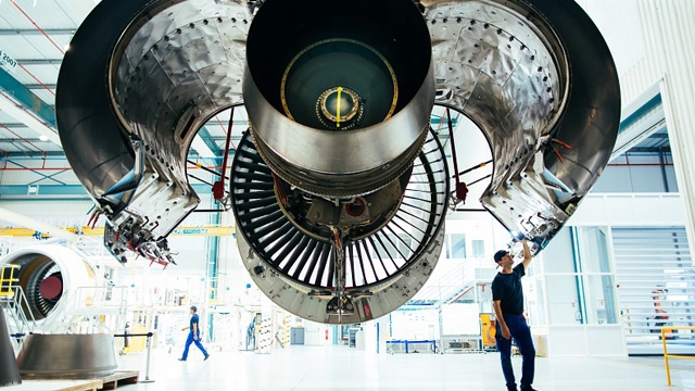 Safran delivers the first jet engine exhaust system component for ...